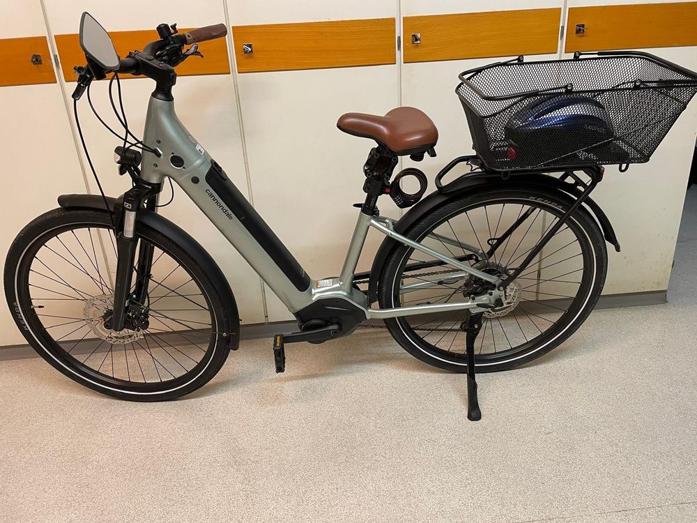 Elegantes E Bike Leasing Rcklufer Kaufen Bildernull