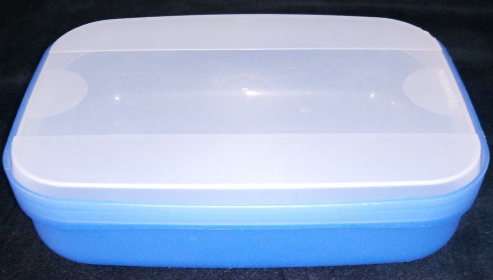TUPPERWARE Lunchbox blau 700 ml | Kaufen auf Ricardo