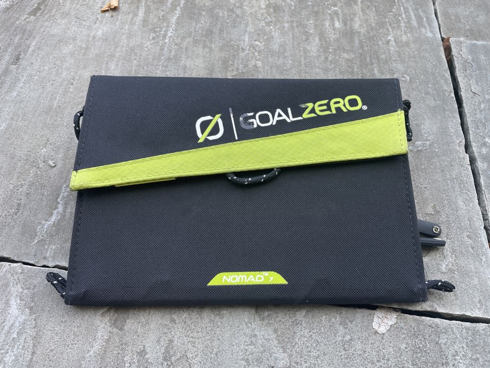 Goal Zero 2x Nomad7 + Guide10 Akkupack mit neuen Duracell Ak (Gebraucht) in Eschlikon TG für CHF ...