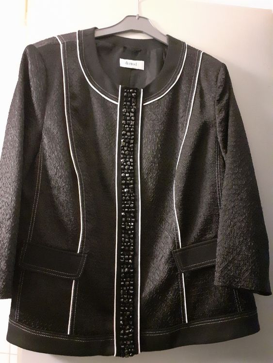Elegante Delmod Blazer Grösse 50, ideal für den Frühling (Gebraucht) in ...