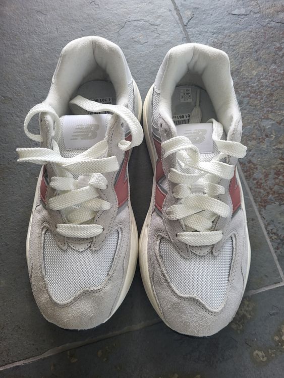 Neuwertige New Balance, Grösse 36/37 (Neu (gemäss Beschreibung)) in ...