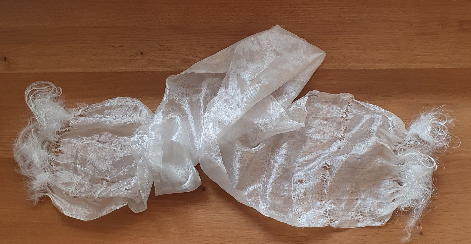 Khata, buddhistischer Schal aus Naturseide, neu 160cm x 26cm (Neu ...