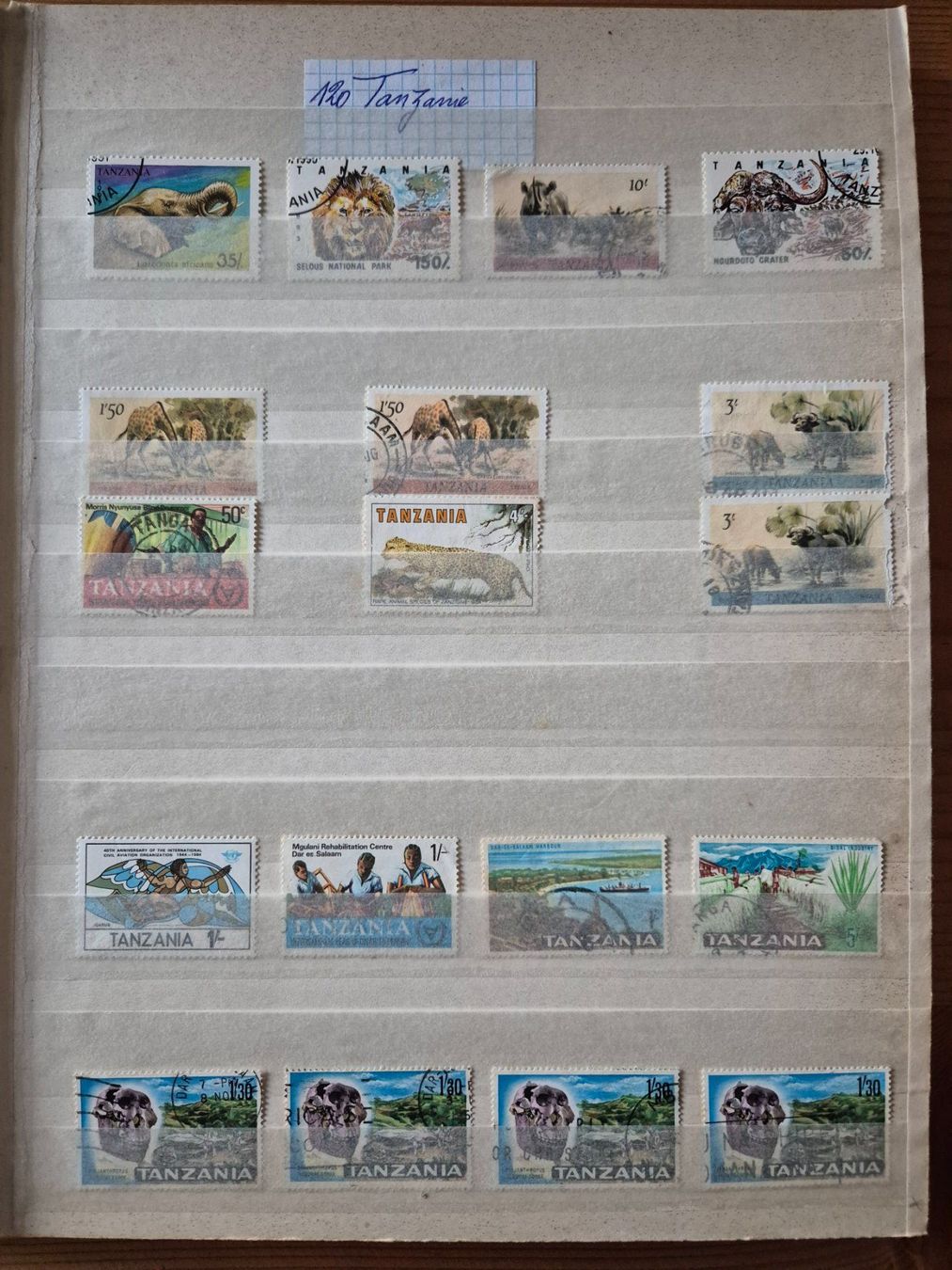 Briefmarken weltweit in Album BB Zustand gemäss Bilder (Gebraucht) in ...