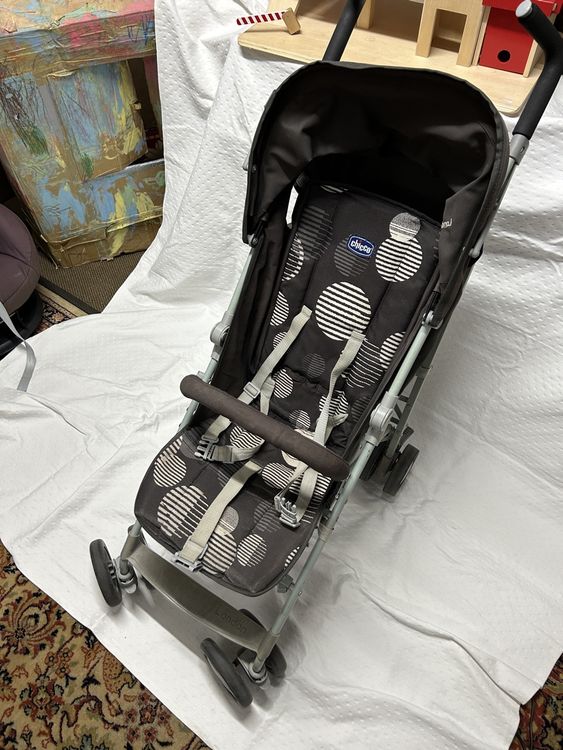 Chicco Buggy, schwarz-weiss (Gebraucht) in Buchs AG für CHF 15 – nur Abholung auf Ricardo kaufen