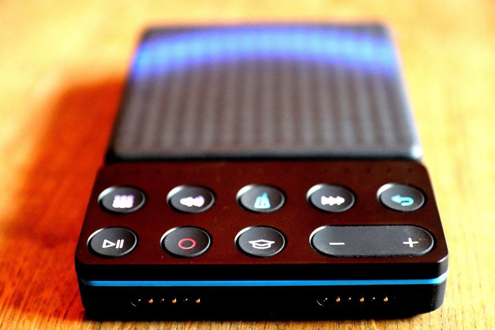 Roli Lightpad Block And Roli Loop Block Midi Controller Kaufen Auf Ricardo