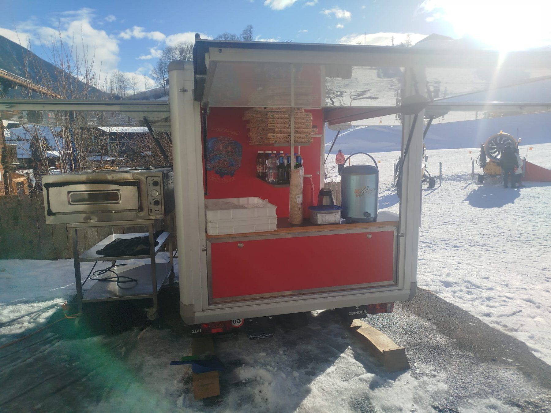 Ape Piaggio Food Truck (Gebraucht) in Zweisimmen für CHF 23000 – nur Abholung auf Ricardo kaufen