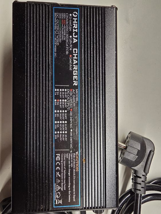 Neuwärtiges Ladegerät für E-Moped 72V 3A (Neu (gemäss Beschreibung)) in Zürich für CHF 35 – mit ...