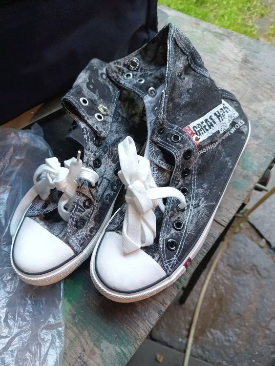 Scarpe tipo All Star 42 (Neu (gemäss Beschreibung)) in Gudo für CHF 33 ...