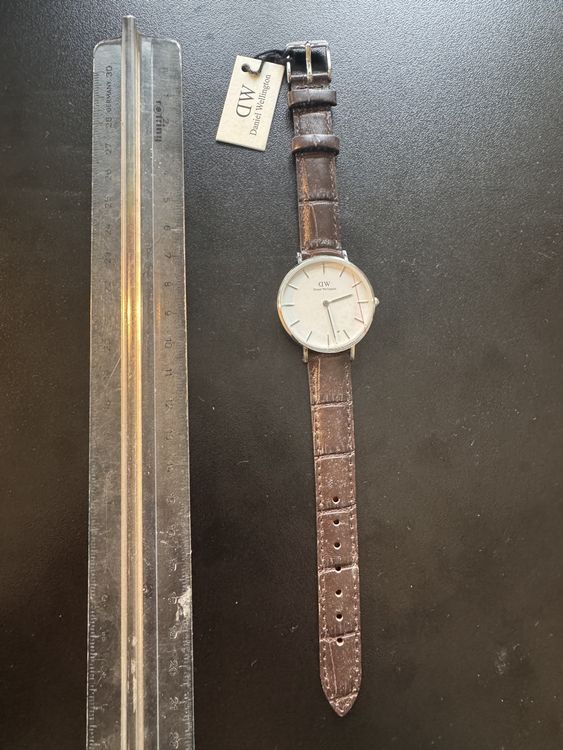Daniel Wellington Uhr neu, nie getragen. (Neu und originalverpackt) in ...