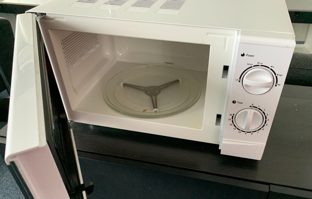 OK. Mikrowelle (Gebraucht) in Winterthur für CHF 21 – nur Abholung auf ...