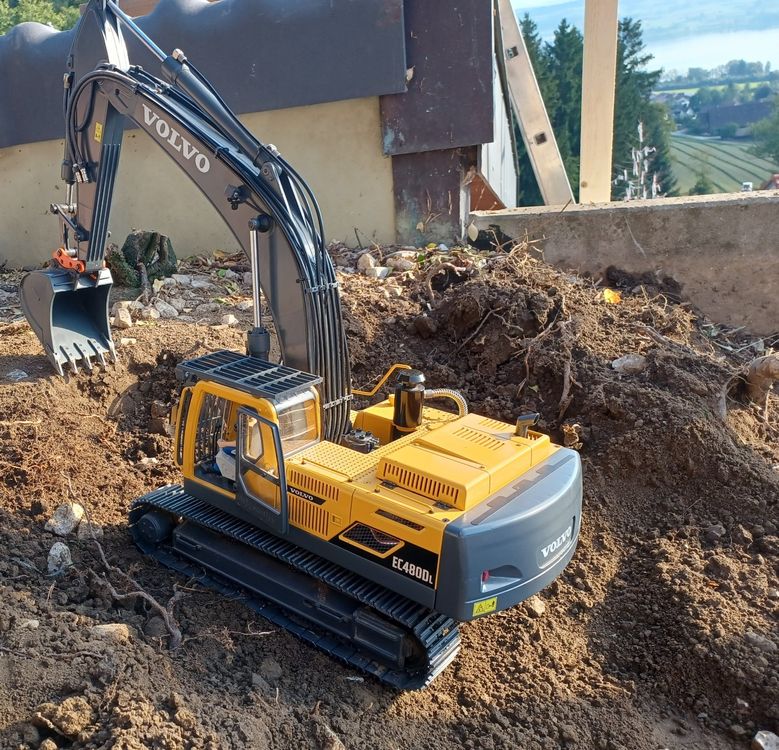 RC Bagger Volvo mit 5-fach Hydraulik (Gebraucht) in Büron für CHF 1752 ...