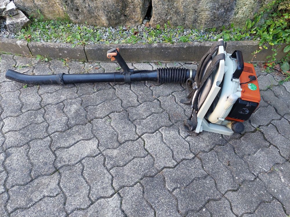 Stihl Rückenblasgerät BR 400 (Gebraucht) in für CHF 150 – nur Abholung ...