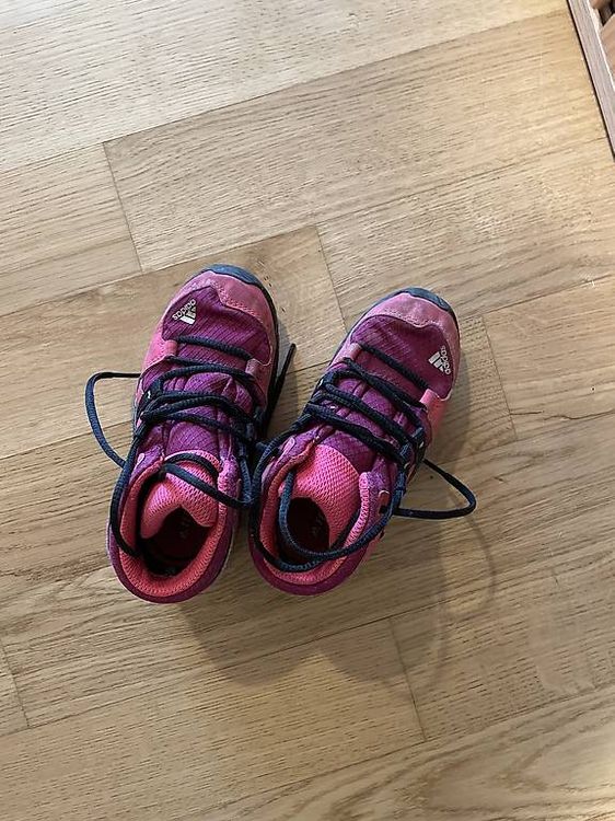 Adidas Terrex Gr. 25 (klein geschnitten daher eher 24) | Kaufen auf Ricardo