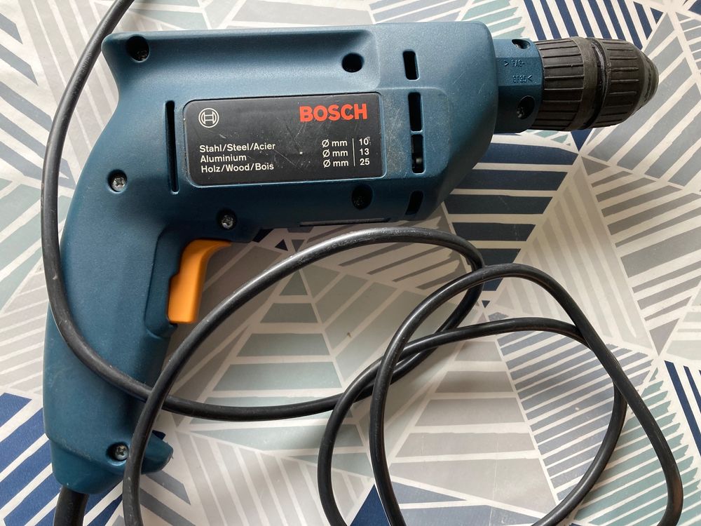 Handbohrmaschine Bosch 220 V (Gebraucht) in für CHF 12 – mit Lieferung ...