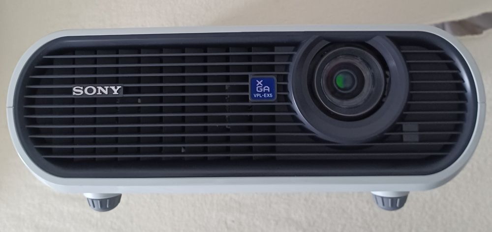Sony VPL-EX5 Projector (Gebraucht) in spreitenbach für CHF 20 – mit ...