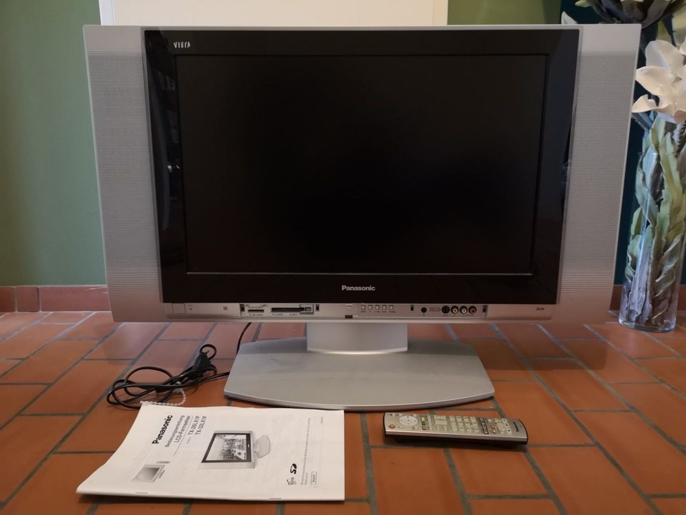 Panasonic LCD TV TX-26LX1F (Gebraucht) in Pfaffhausen für CHF 1 – mit ...