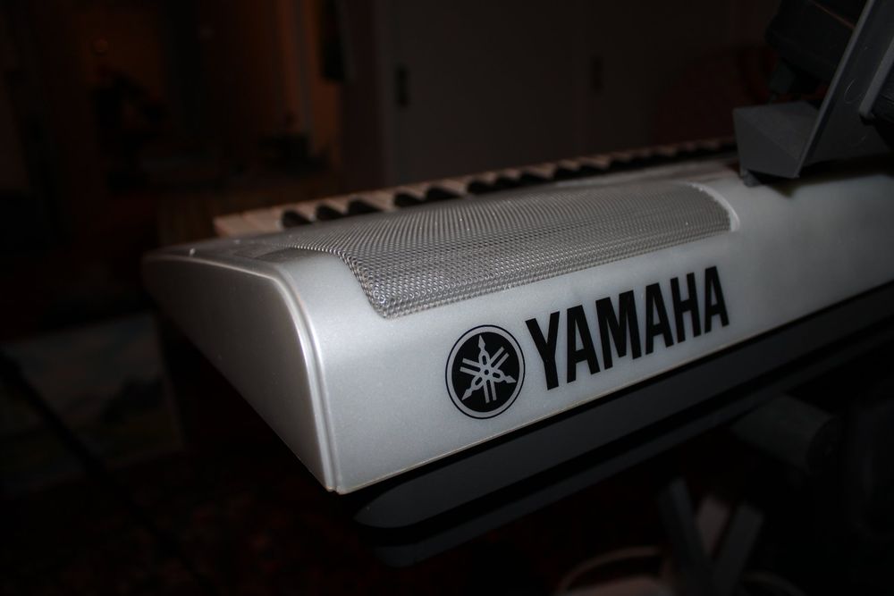 Yamaha Portatone PSR E403 YPT-400 (Gebraucht) in Flawil für CHF 151 – nur Abholung auf Ricardo ...