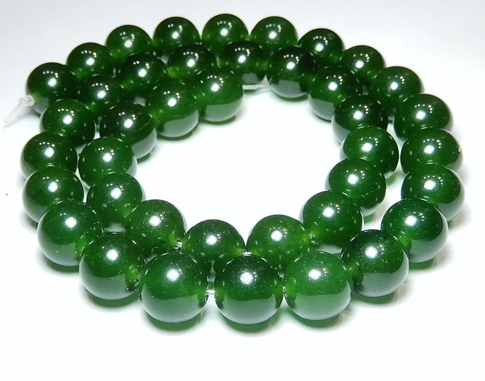 1 Strang echte tolle dunkel grüne Jade Perlen 10 mm (Neu (gemäss ...