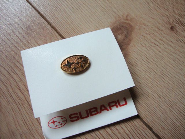 SUBARU Auto Pin mit Karton | Kaufen auf Ricardo