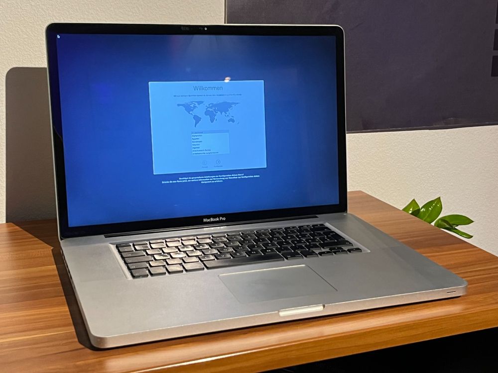 MacBook Pro (17", Mid 2010) (Gebraucht) in Himmelried für CHF 111 – mit ...