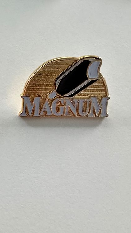 Magnum Pin : (Gebraucht) in für CHF 4 – mit Lieferung auf Ricardo kaufen