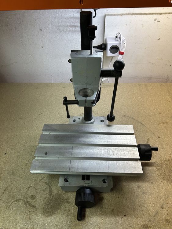 Bohrständer mit Kreuztisch (Gebraucht) in Diepoldsau für CHF 50 – mit Lieferung auf Ricardo kaufen