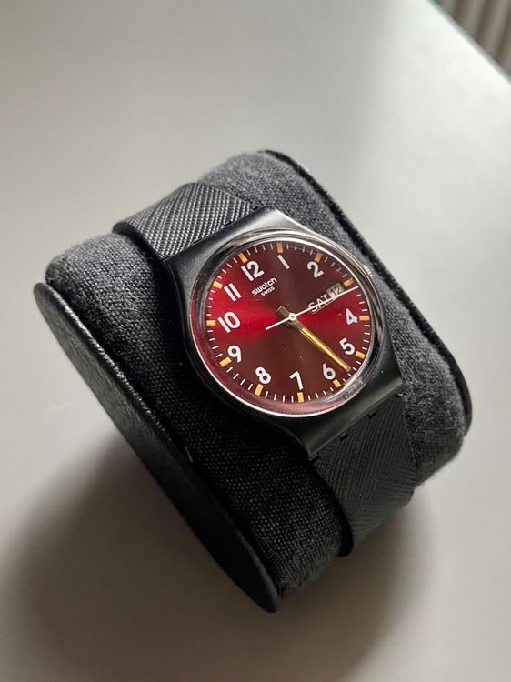 Swatch Original Sir Red Day Date (Neu (gemäss Beschreibung)) in ...
