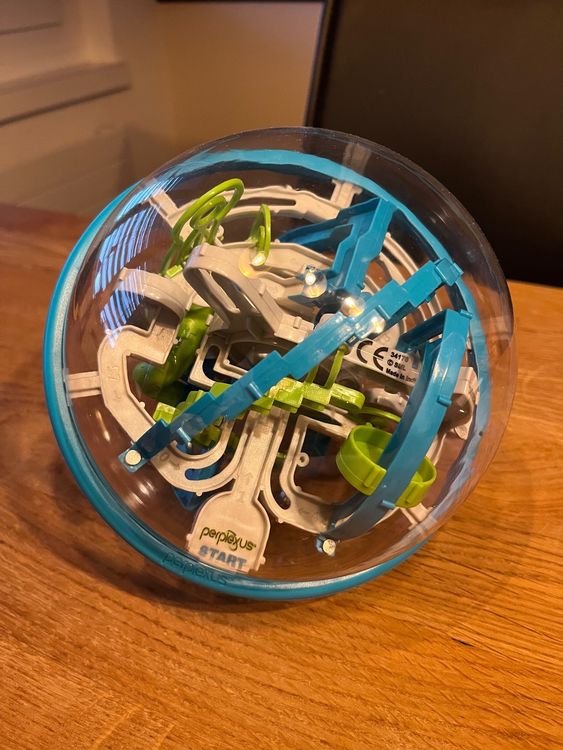 Perplexus Ball (Neu (gemäss Beschreibung)) in Bülach für CHF 16 – mit ...