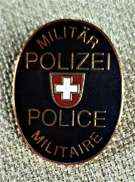 G981 - Pin Schweizer Militär Polizei (Gebraucht) in Reinach BL für CHF 13.2 – mit Lieferung auf ...