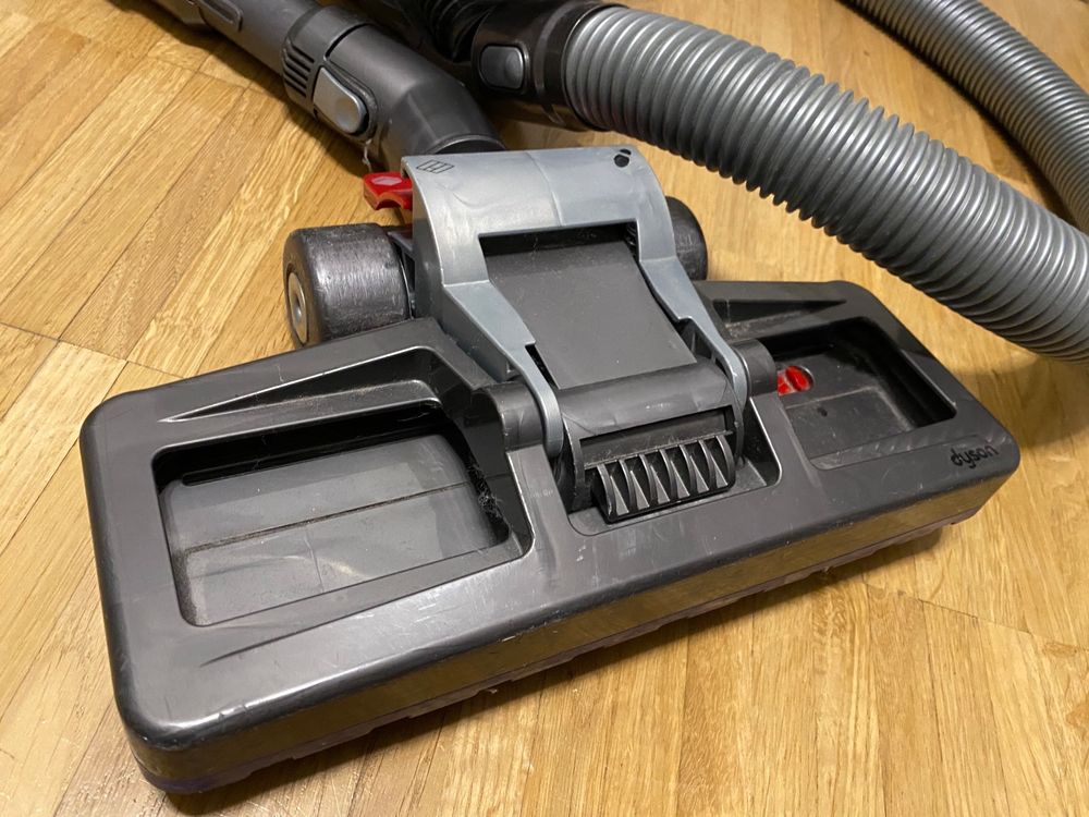 Dyson ball DC 37 complete allergy - Staubsauger (Gebraucht) in Rotkreuz ...