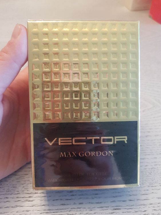 Vector Max Gordon (Neu und originalverpackt) in für CHF 6 – nur ...