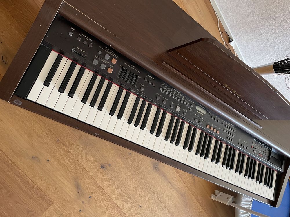 E- Piano Technics PCM DIGITAL ENSEMBLE PR170 (Gebraucht) in Mollis für ...