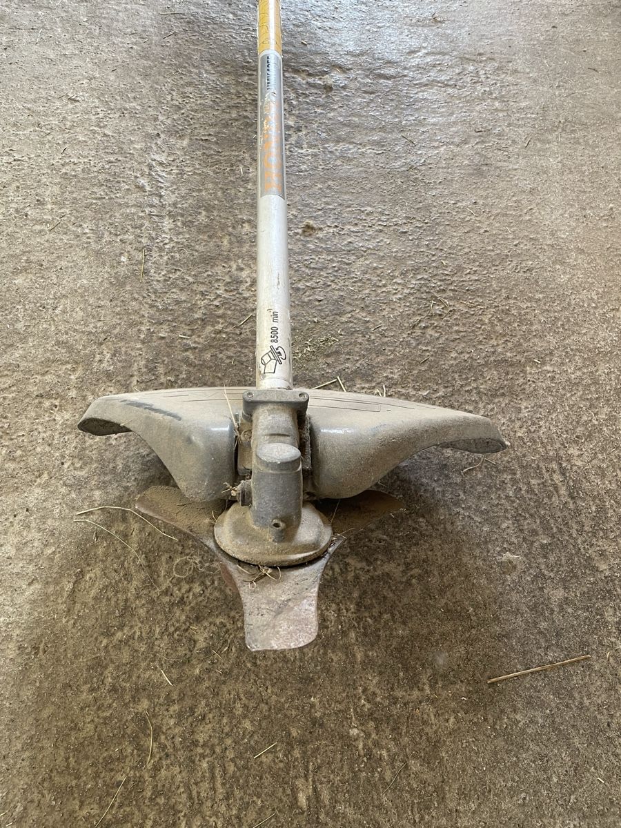 Honda Benzin Freischneider defekt (Defekt) in Beinwil am See für CHF 50 ...