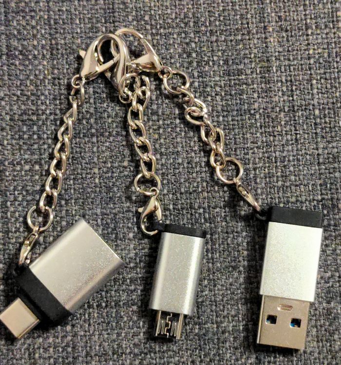 3-in-1 USB Adapter Keychain – Type-C, Micro USB, USB A (Neu (gemäss ...