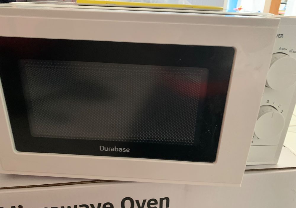 Mikrowelle Durabase (Gebraucht) in Zufikon für CHF 18 – nur Abholung ...