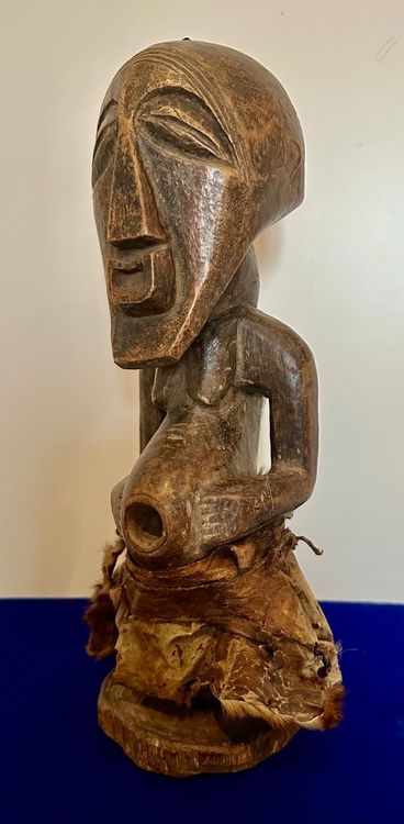 Afrikanische alte schöne Songye Figur (Gebraucht) in Zunzgen für CHF 30 – nur Abholung auf ...