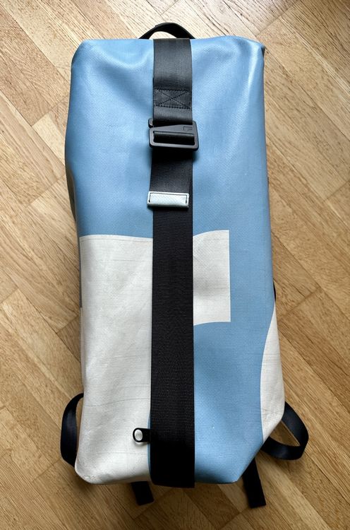 Freitag-Rucksack „F511 SKIPPER“ hellblau/weiss 20,9 Liter (Gebraucht ...