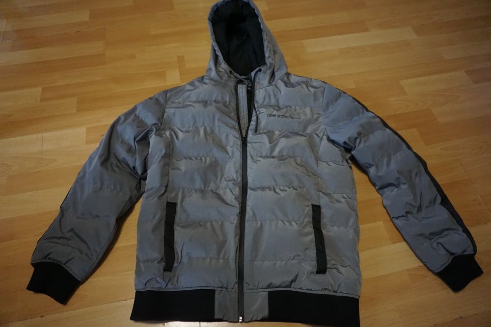 Jacke von FSBN Gr.XL (Gebraucht) in Zürich für CHF 9 – mit Lieferung ...