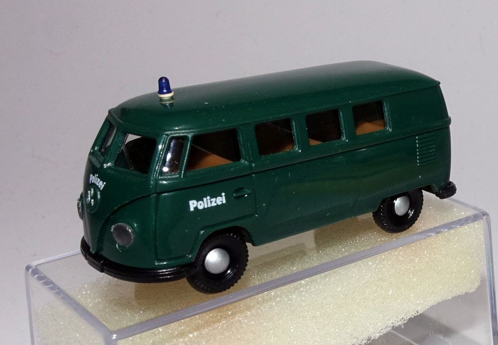 VW T1 Bus Polizei grün Brekina 1:87 H0 | Kaufen auf Ricardo