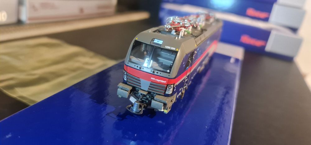 Roco 71679 ÖBB Nightjet Vectron DCC-Sound | Acheter sur Ricardo