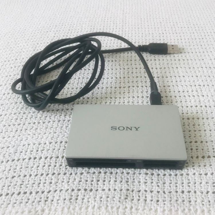 Multi-Card Reader / Writer von Sony (Neu (gemäss Beschreibung)) in ...
