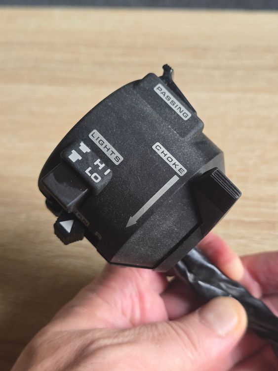 Honda Schalter VT750 VT 750 35200-ME9-771 Chopper (Gebraucht) in Stein ...
