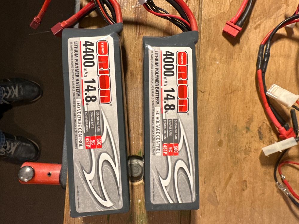 Lipo Akku 4400 14.8V 4S (Gebraucht) in Unterlunkhofen für CHF 22 – mit Lieferung auf Ricardo kaufen