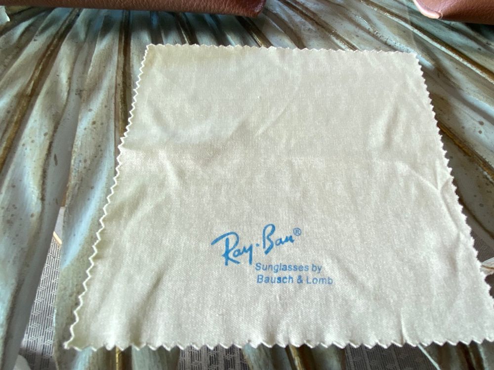 Ray Ban Brillenetui Bausch & Lomb 2 Gröss. zur Wahl, wie neu (Gebraucht ...