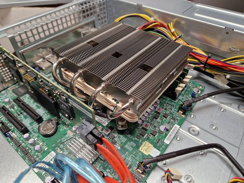 Supermicro CSE-825 SC825 E3-1260L - Server z.B. für Homelab (Gebraucht ...