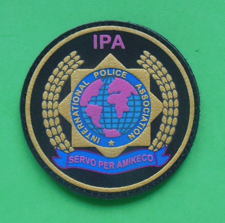 IPA - International Police Association (Gebraucht) in Zwillikon für CHF ...