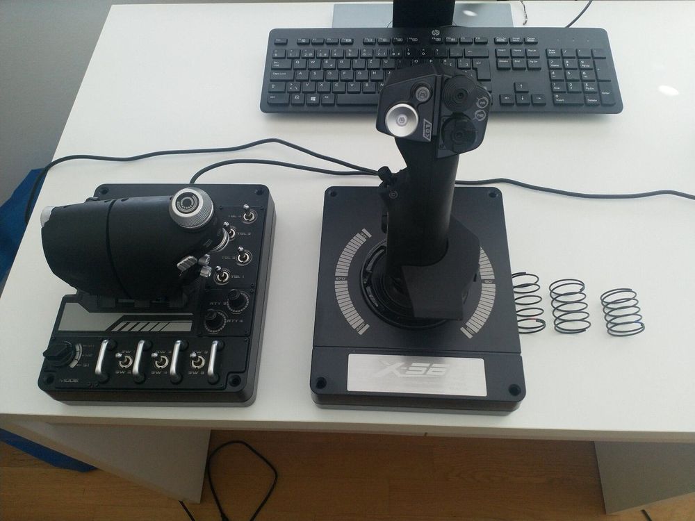 Logitech G Saitek Pro Flight X56 Rhino 2 | Acheter sur Ricardo