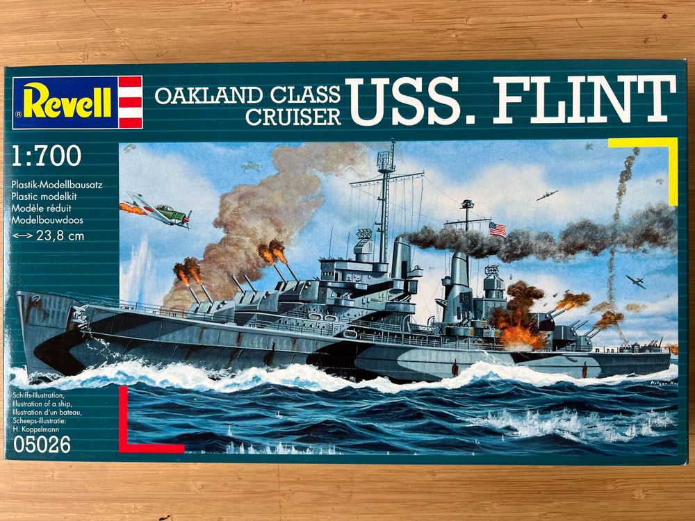 Revell 1/700 (05026): USS Flint (Neu und originalverpackt) in Binningen ...