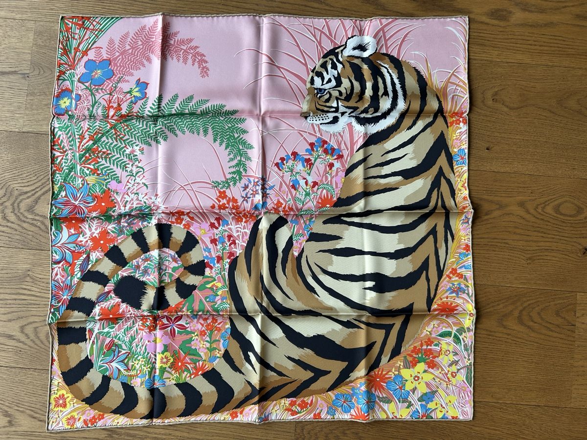 Carré Hermès 70 neuf Tyger Tyger (Neuf avec emballage d'origine) à ...