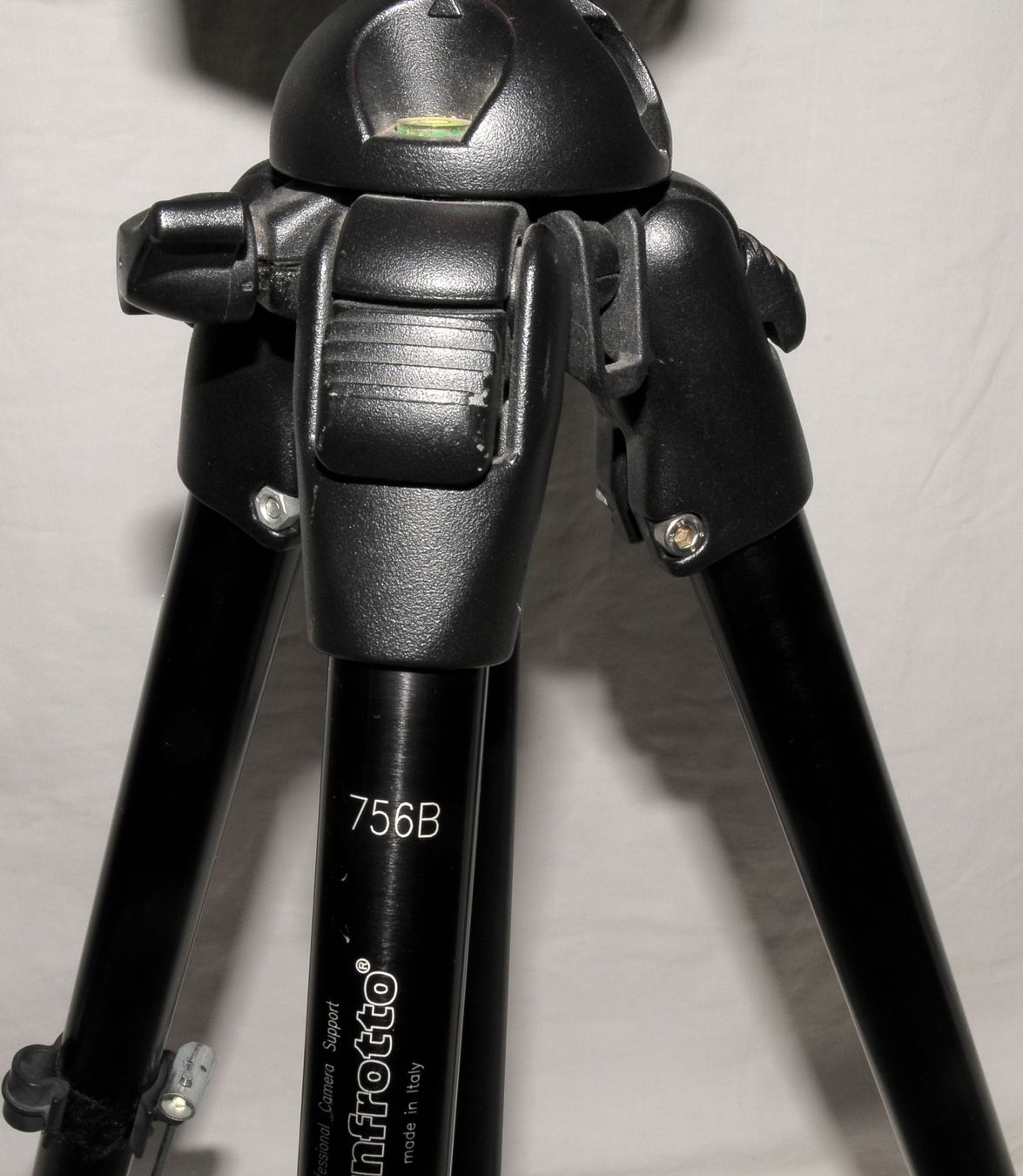 Manfrotto Stativ 756B mit Video Kopf 501 2329/8 (D'occasion) à Bern ...
